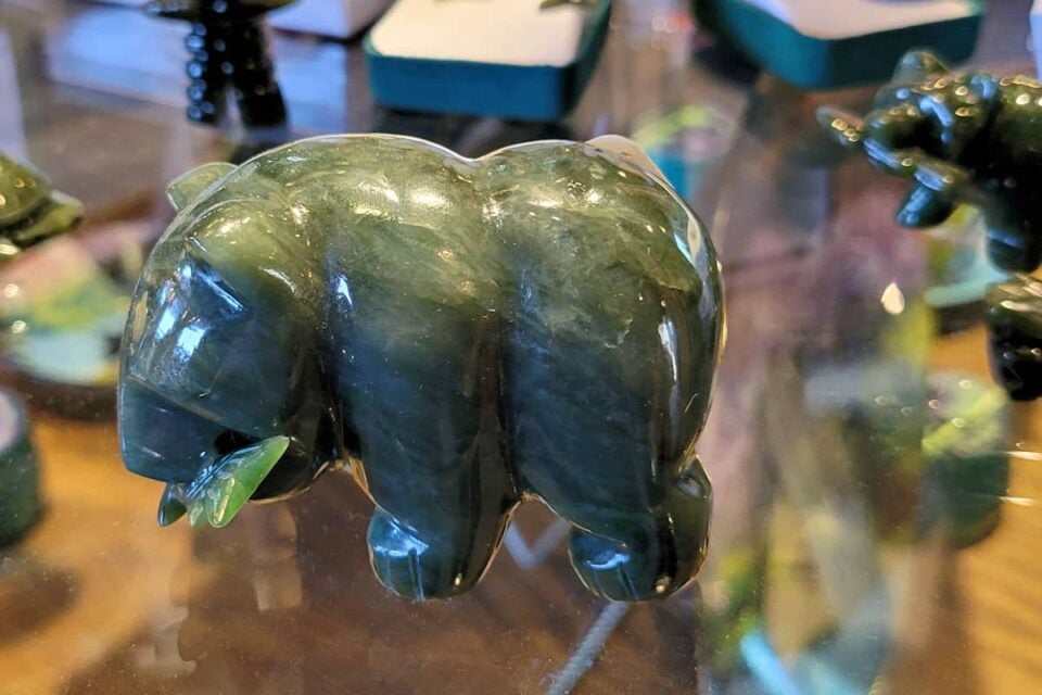 20 Best Souvenirs From Alaska - Gifts To Keep Or Share - Alaska Trippers