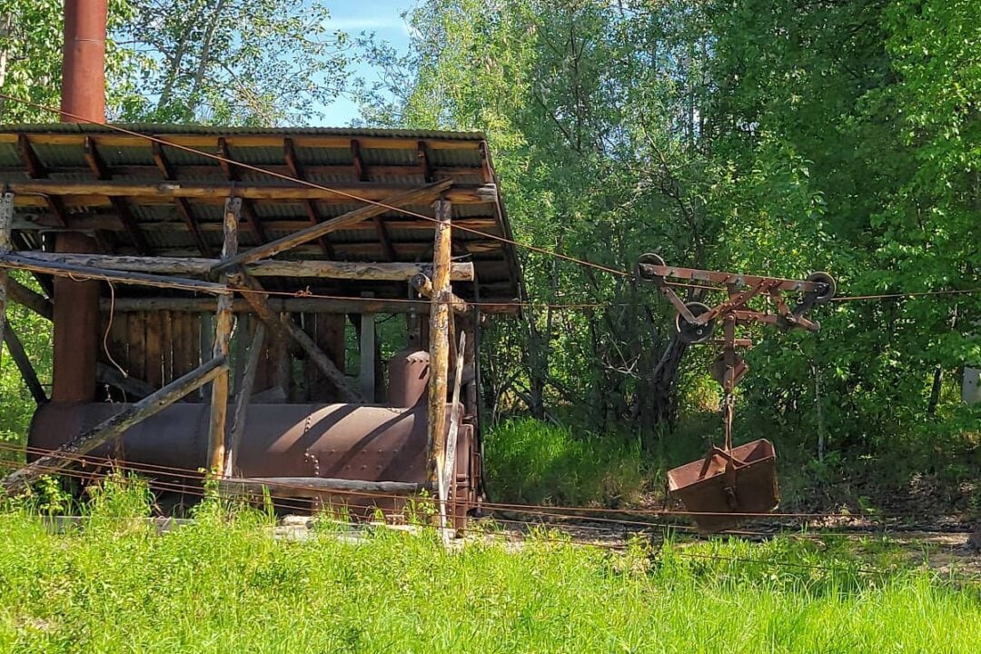 Gold Dredge 8: A Complete Guide To Its History And Operation - Alaska ...